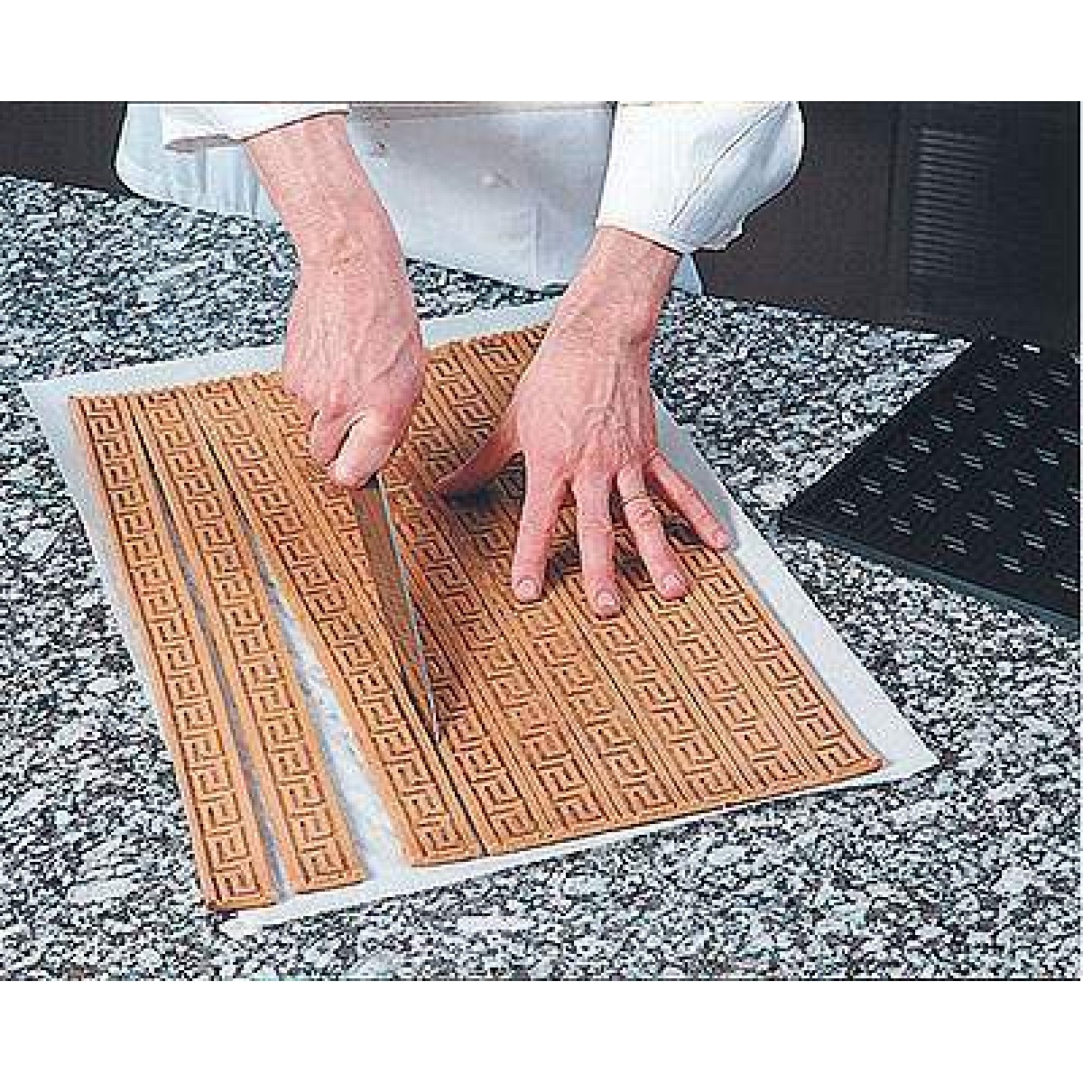 Tapis relief Cannage Vénitien 530 x 370, bande 30 mm